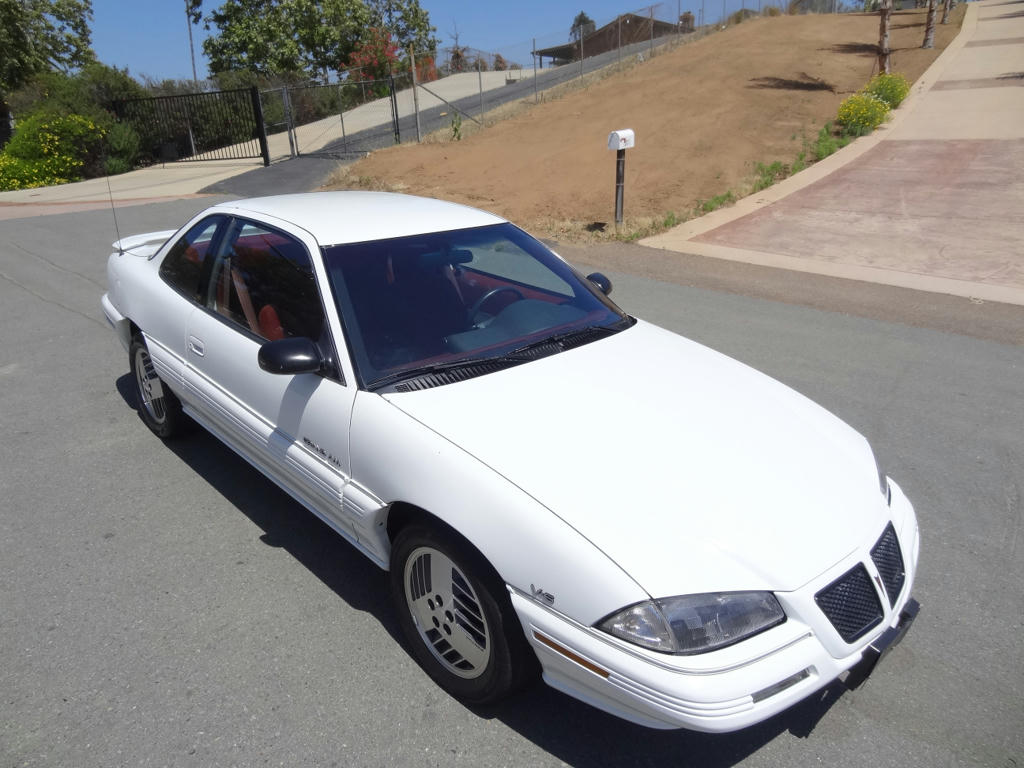 Sell used 2 OWNER 93 Pontaic Grand Am SE Sport Coupe 53K Original Miles ...